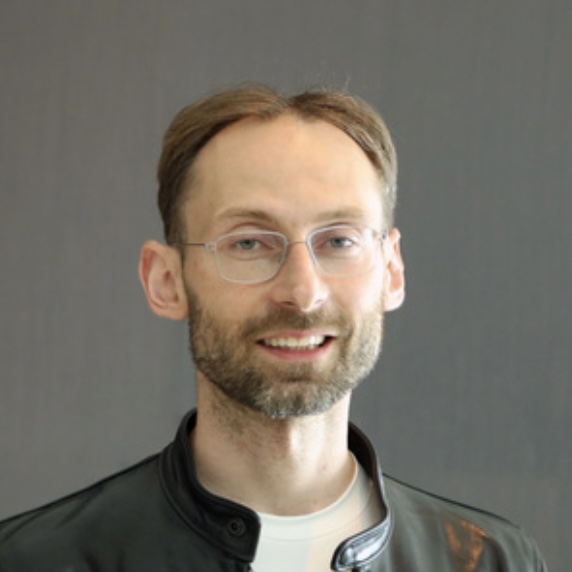 Michael Bronstein | ELLIS Oxford